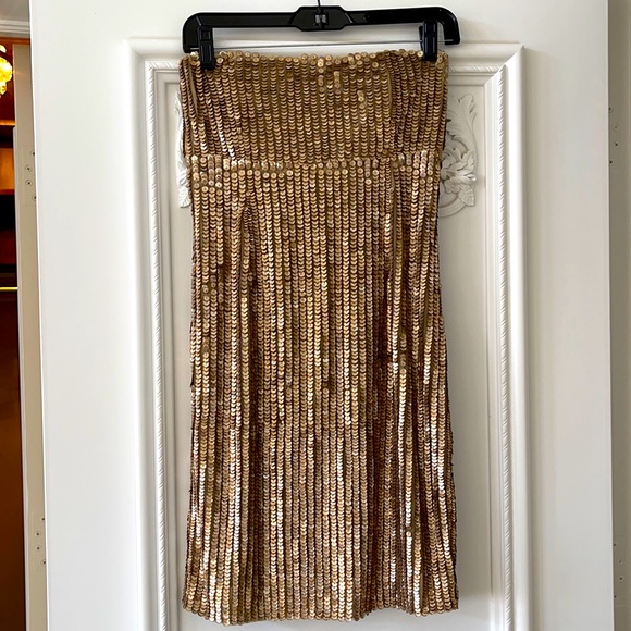 Dresses | Alice Olivia Rigby Gold Sequin Strapless Dress | Poshmark